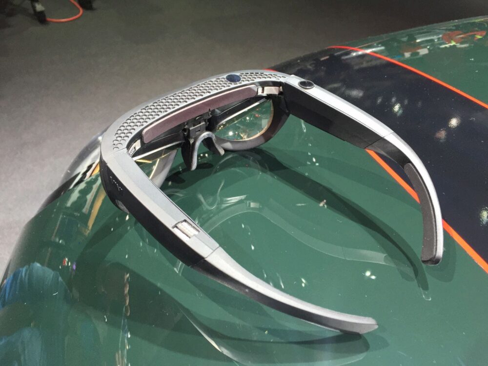 MINI Augmented Vision im Test - Smarte Brille fuers Auto ausprobiert