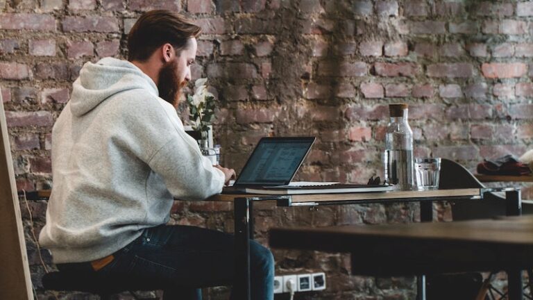 Flexible Arbeitsmodelle: So hat sich die Arbeitswelt verändert [Anzeige]